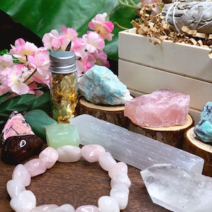 Self Love Crystal Kit, Crystals for Love | Birthday Gift for Her, Mom ...