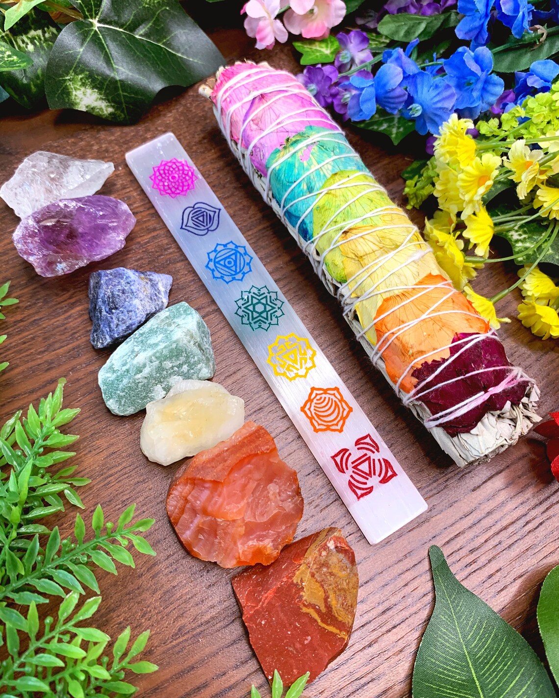 7 Chakras Crystal Gift Set 7 Chakra Crystals Sage Smudge & - Etsy