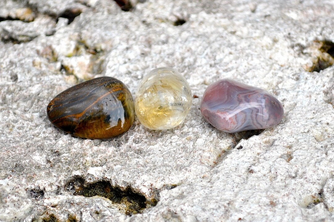 GEMINI Crystal Set| Botswana Agate, Citrine, Tiger Eye | Tumbled ...
