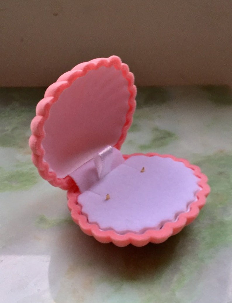 Pink or White Shell Shaped Box, Small Ring Box, Gift Packaging ...