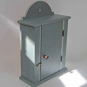 Shaker Round-top Wall Cabinets - Etsy