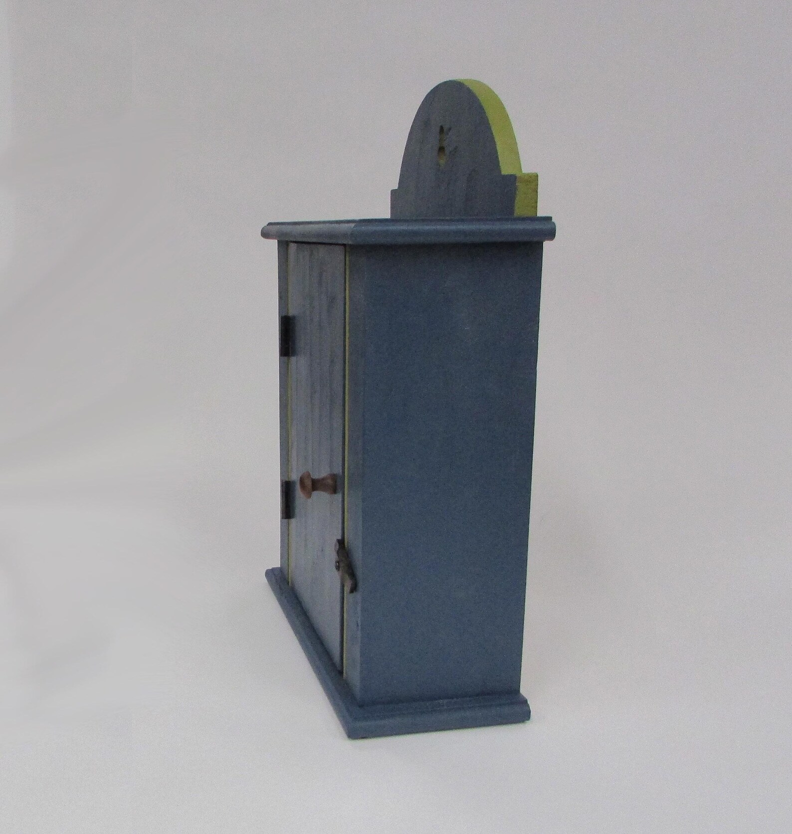 Shaker Round-top Wall Cabinets - Etsy