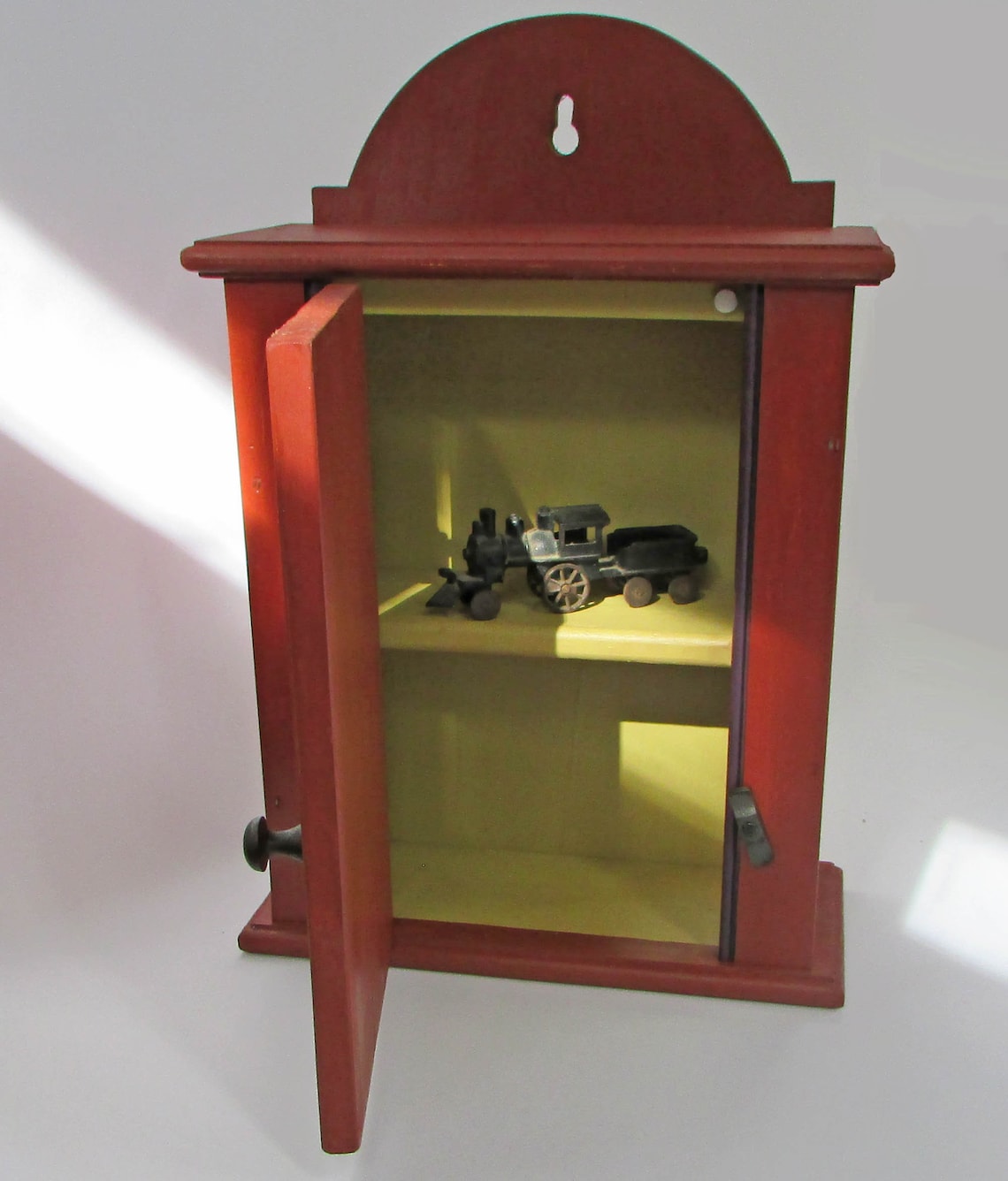 Shaker Round-top Wall Cabinets - Etsy