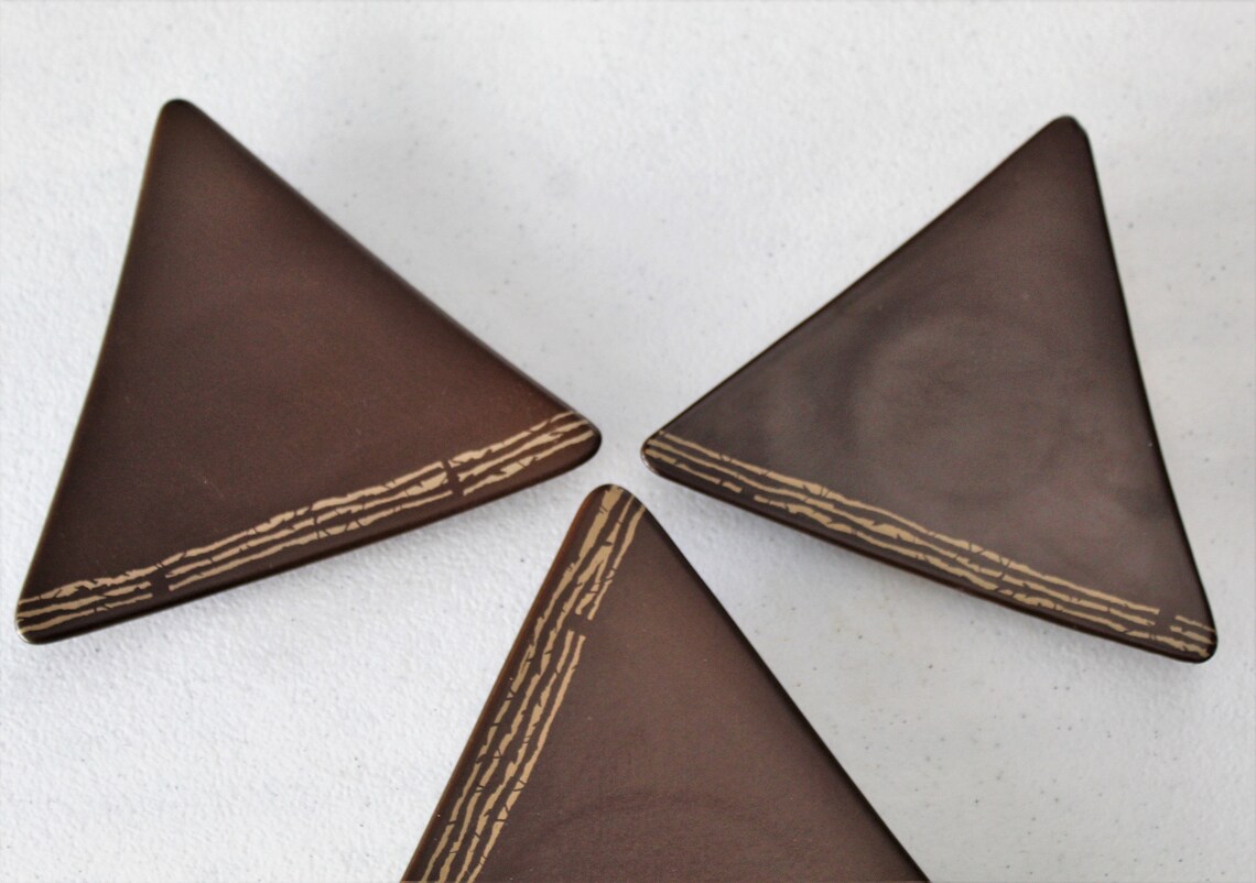 Dudson Tapa England Set of Three Triangle Plates - Etsy