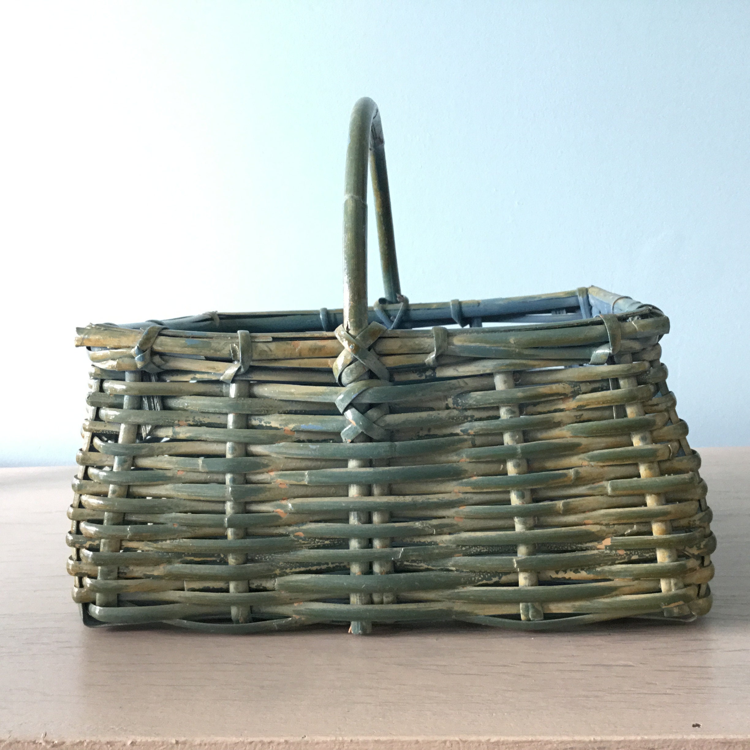 Woven Upcycled Green Summer/easter Basket With Cotton Cloth - Etsy Canada