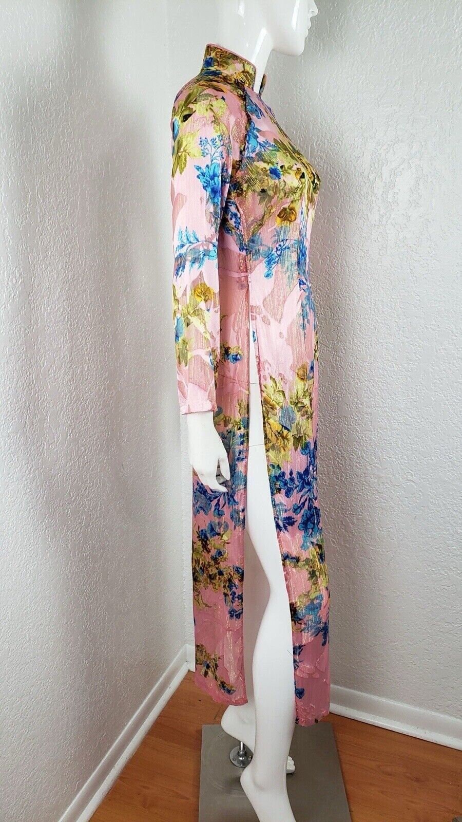 Vintage 1970s Pink Gold Sheer Floral Cheongsam Dress Qipao One of a ...