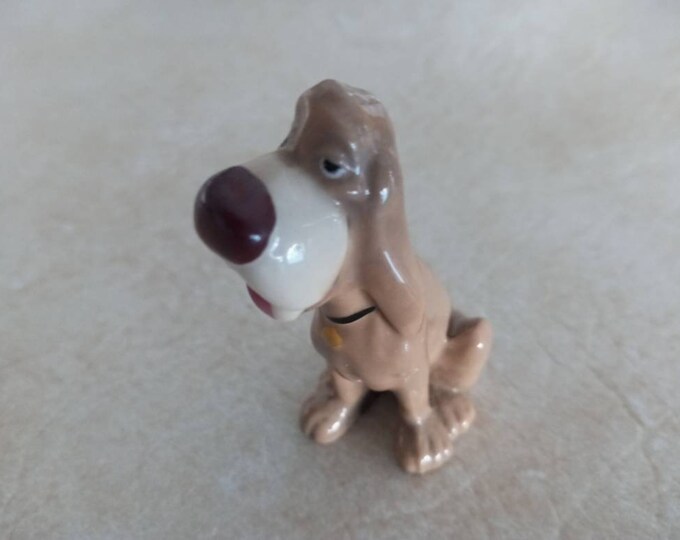 Wade Disney Trusty the Bloodhound Wade Hatbox Series - Etsy