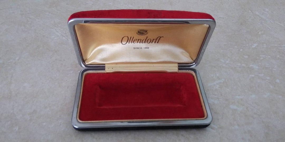 1940s Watch Box Red Velvet Ollendorff Art Deco Presentation Box - Etsy