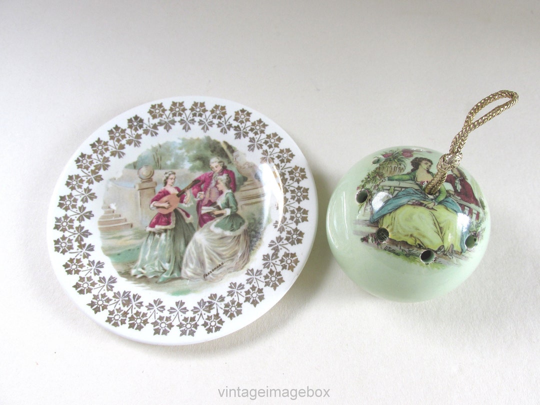 2 X Vintage Baroque Style Small Ornaments, Courting Couples, Plex St ...