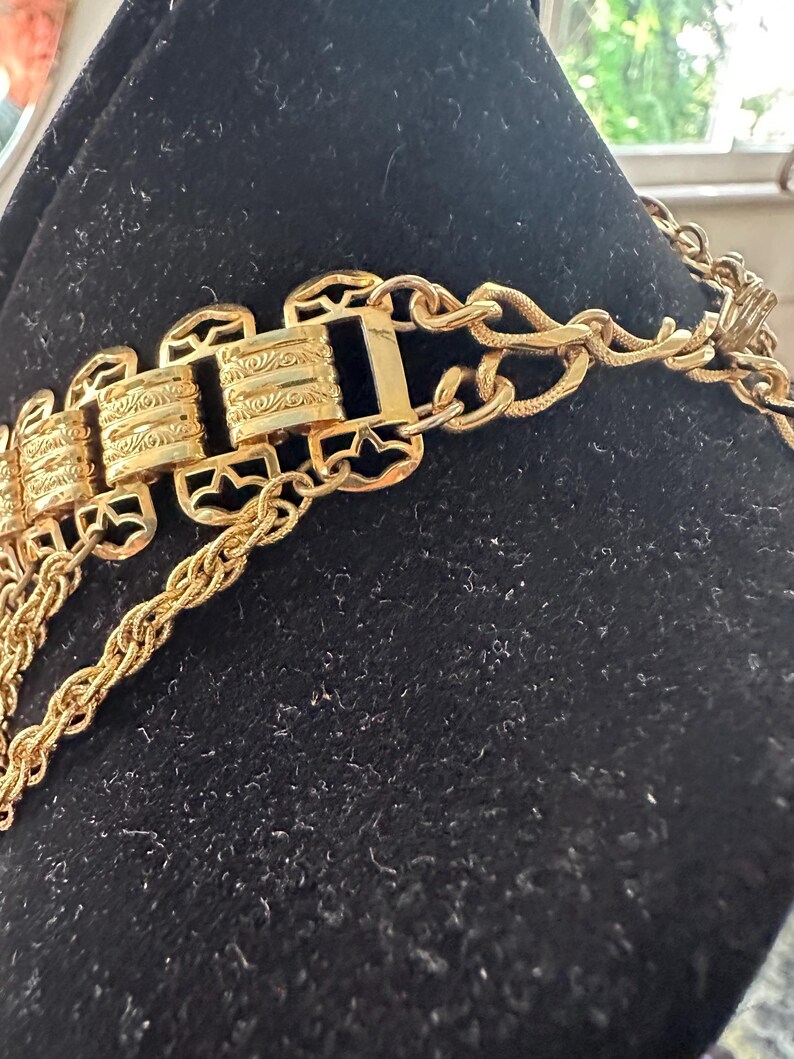Gold Chain Drape 1960s Chocker or Nape Necklace With Stamped Segments ...
