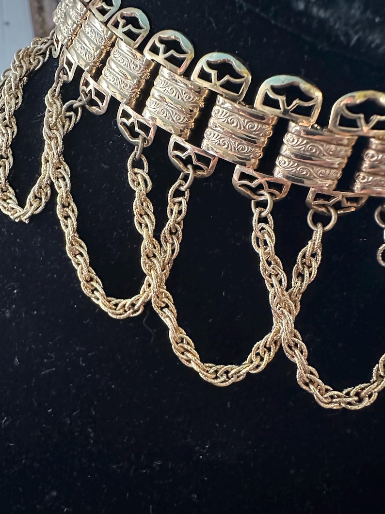 Gold Chain Drape 1960s Chocker or Nape Necklace With Stamped Segments ...