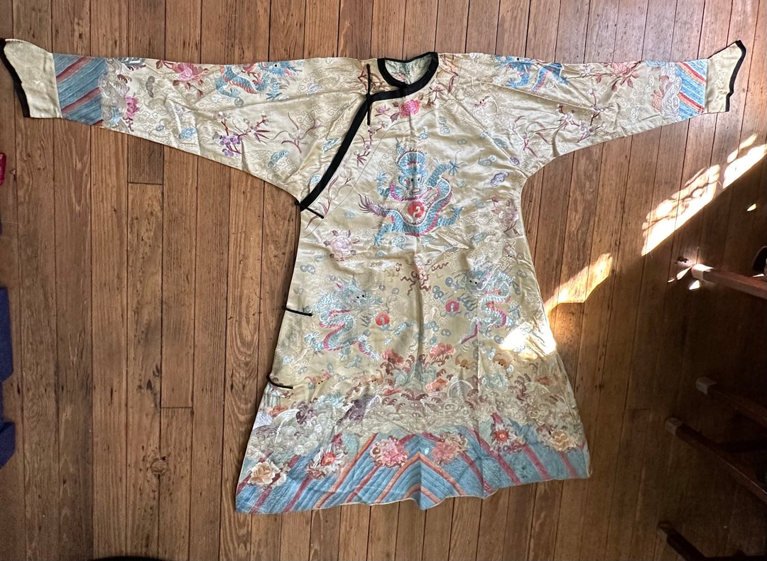 Late Qing Dynasty Imperial Robe, Embroidered by Hand, With Five Toe ...