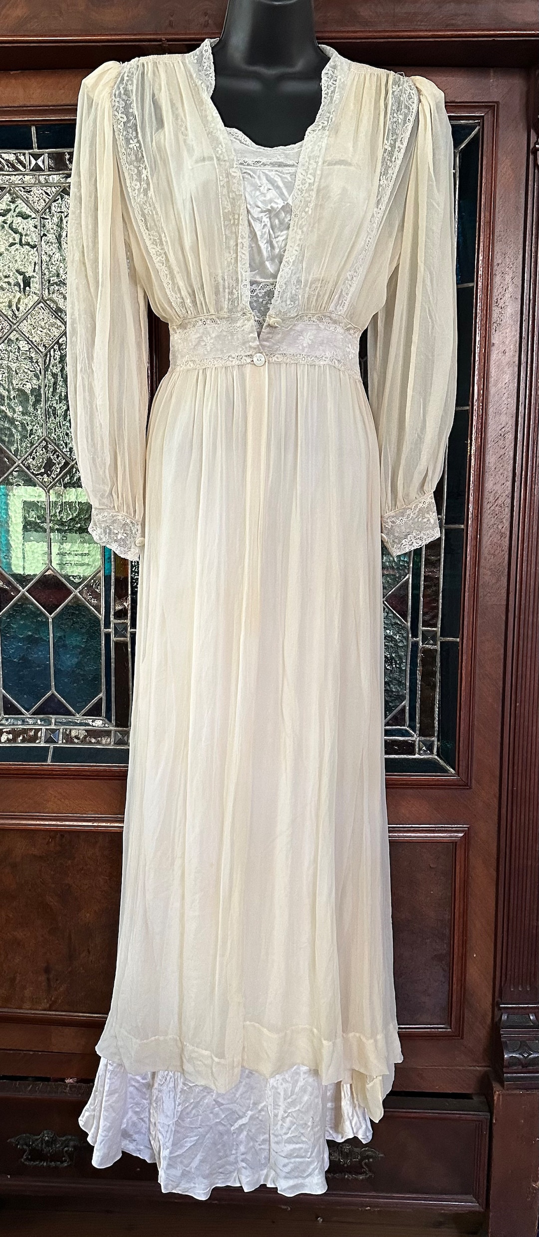 1930s Peignoir and Negligee Set by Twynsette and Daphne in Silk ...