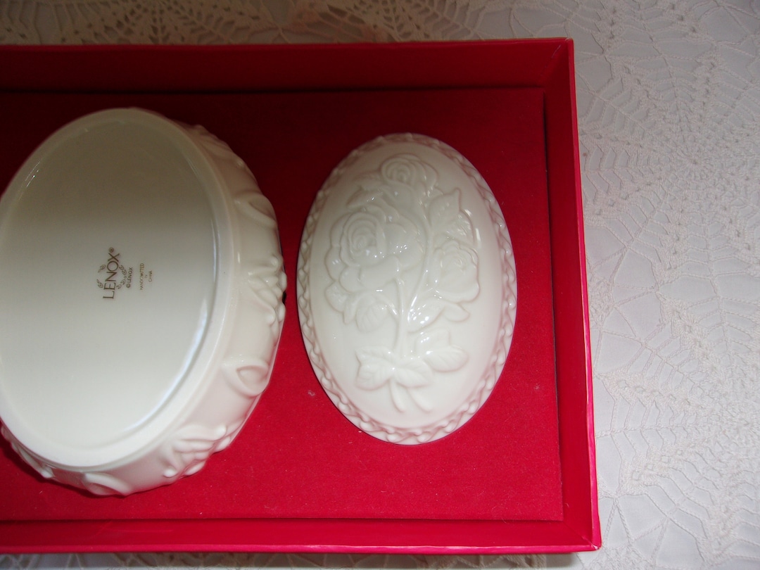 Vintage Lenox Music Box Ivory With Beautiful Roses Trimmed - Etsy