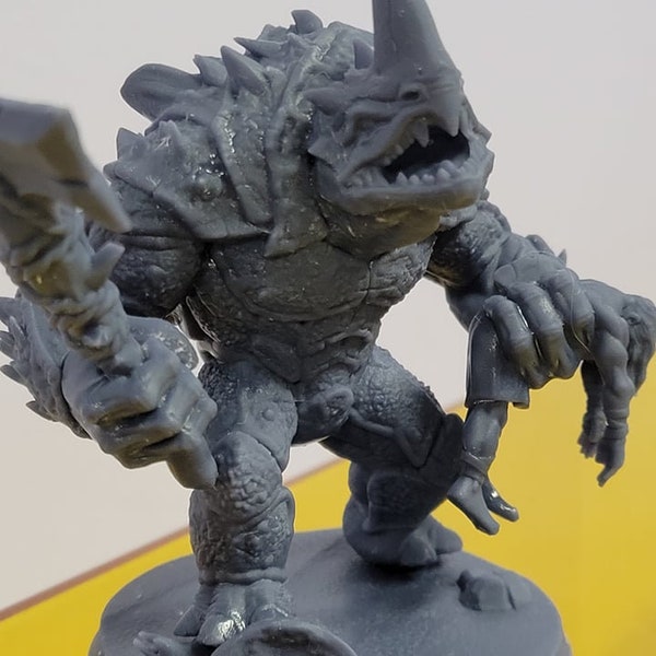 Braxat Miniatures - Etsy