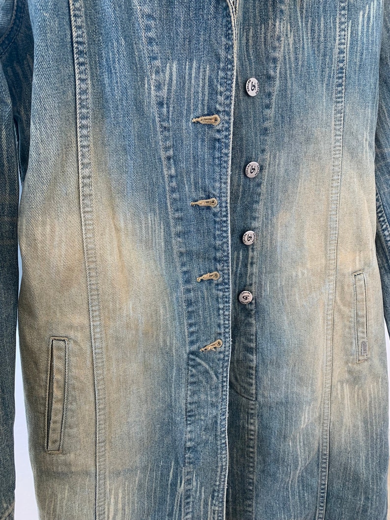 Colin’s Jeanswear Distressed Woman’s Size Medium Knee Length Jean Retro ...