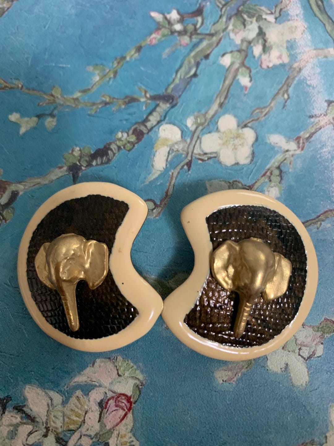 Elephant Design Kidney Shaped Metal Womans Earrings - Etsy