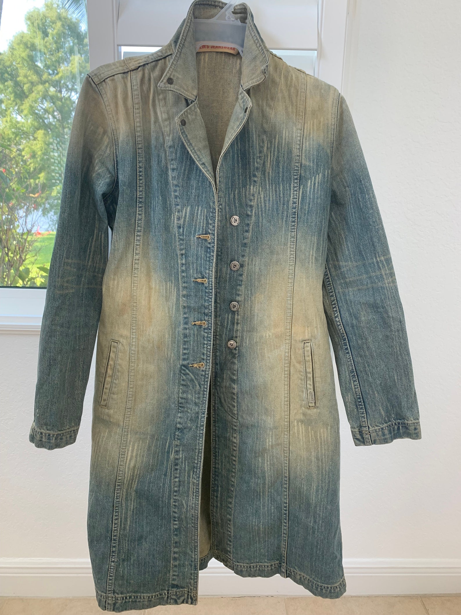 Colin’s Jeanswear Distressed Woman’s Size Medium Knee Length Jean Retro ...