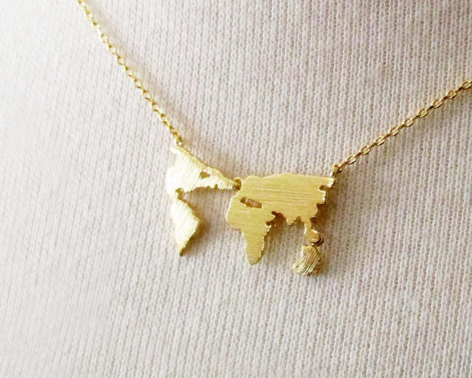 World Map Necklace Globe Necklace. Gold World Necklace - Etsy