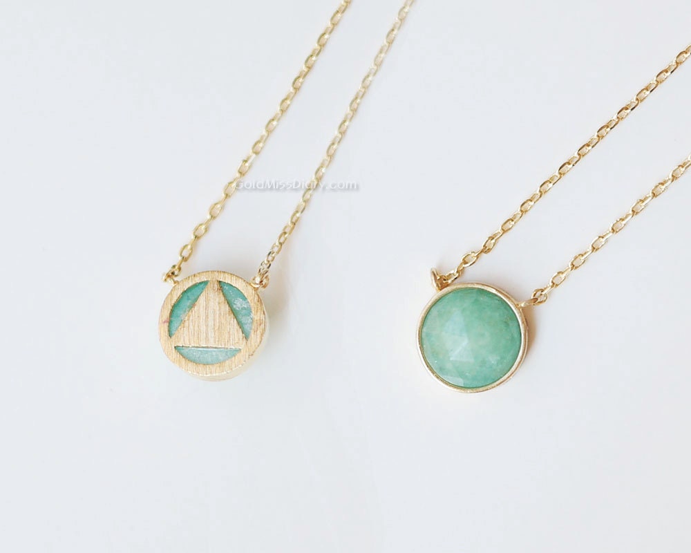 Triangle MINT Stone Necklace, Mint Stone Reversible Necklace, Gemstone ...