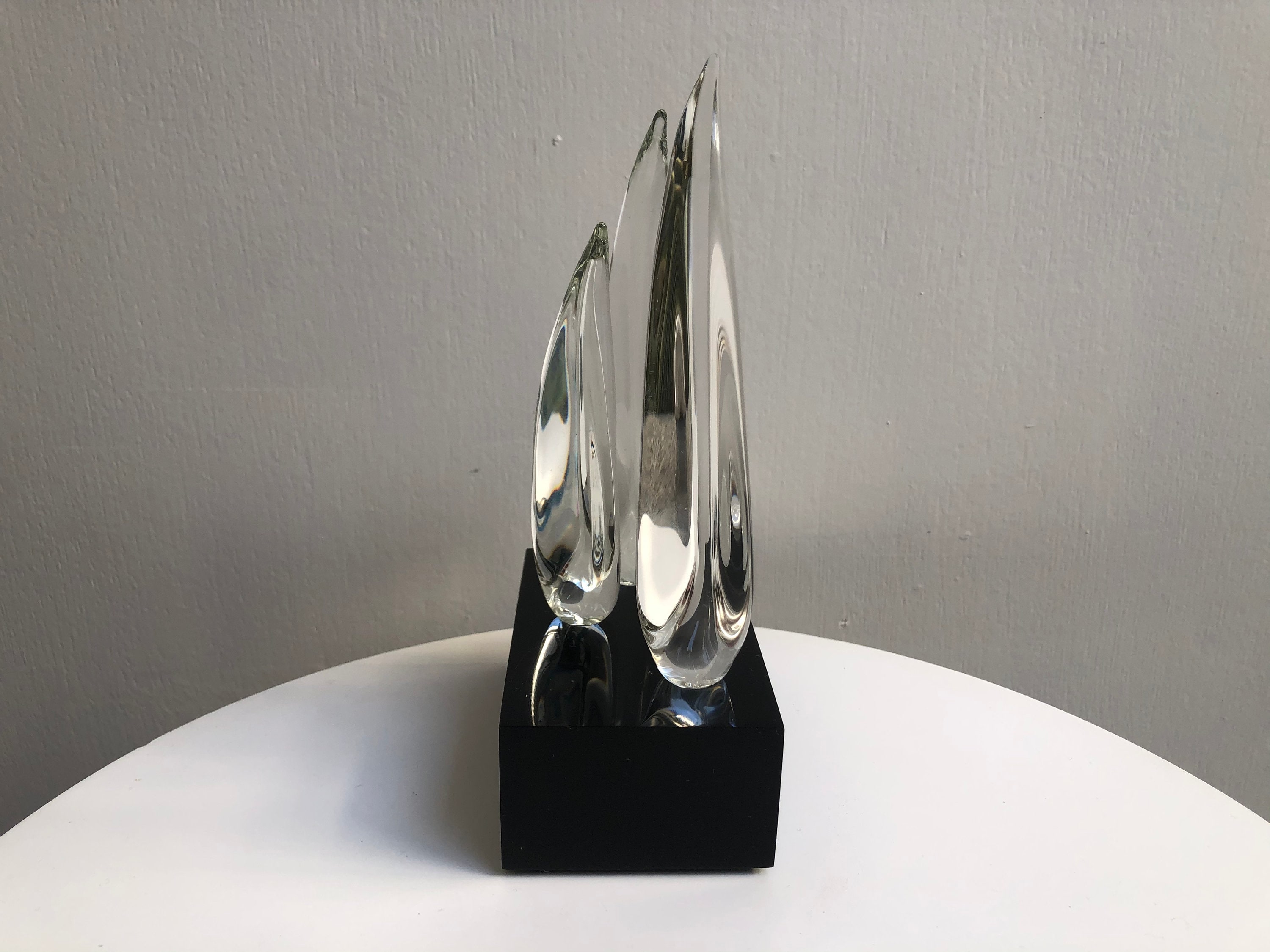 Guyol Crystal Art Glass Penguins Sculpture on Lucite Base - Etsy