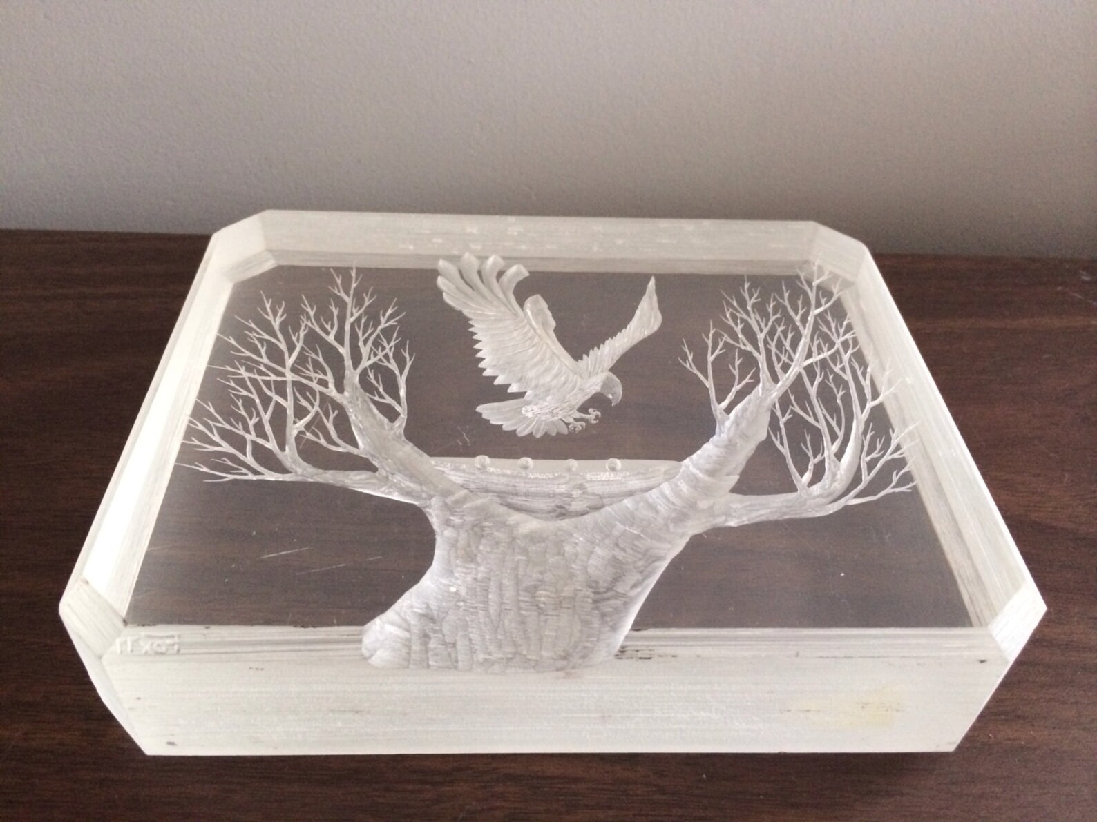 Hand Carved Lucite Table Sculpture of an Eagle Landing on A Nest/tree ...
