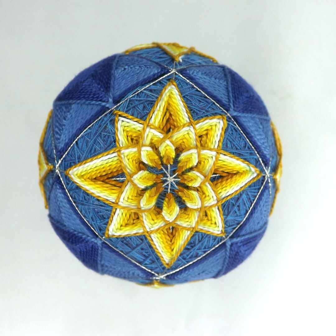 Japanese Temari Ball Collectable Six Yellow Flowers in a Box of 8 Blue ...