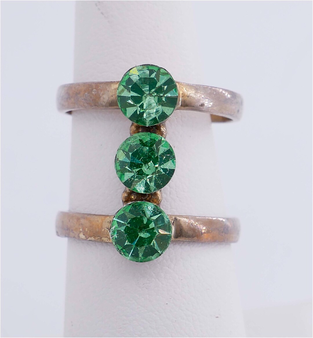 Vaseline Uranium 3 Stone Ring - Etsy