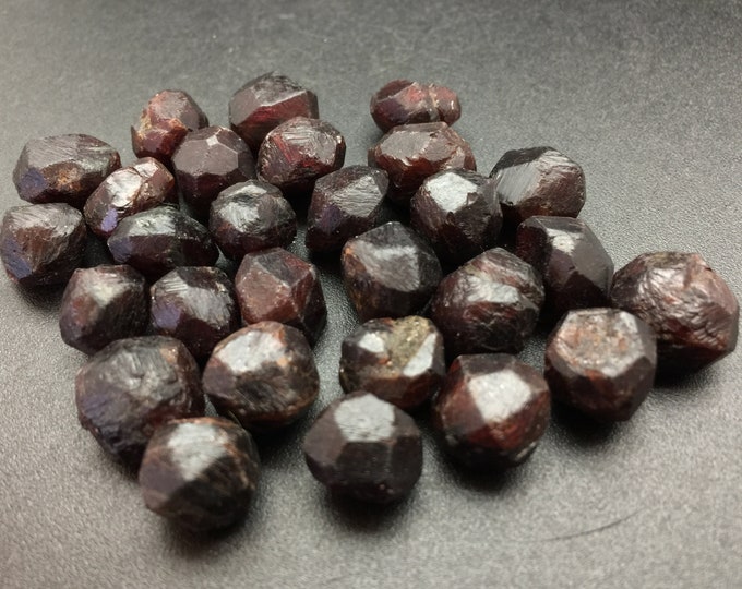 28 Raw Garnets Bulk Lot, Tiny Red Garnet Stones, Natural Garnet ...