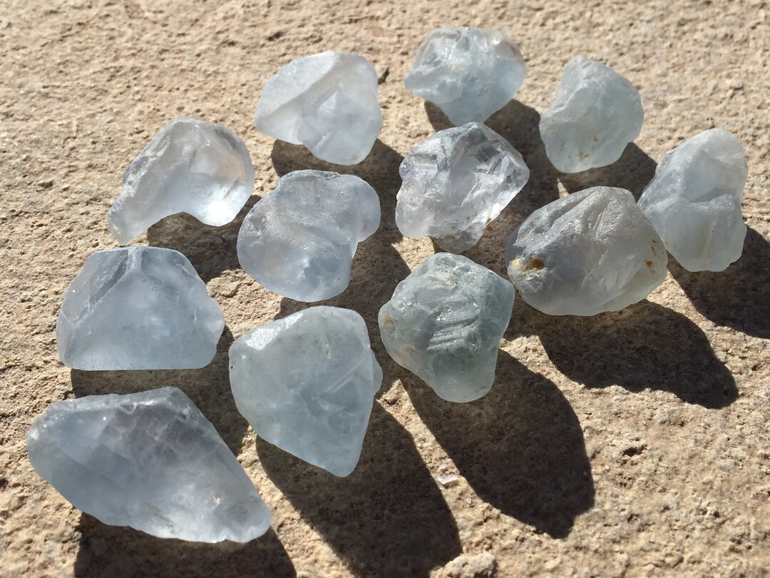 12 Celestite Crystals Small Raw BLUE Celestite / Celestine - Etsy