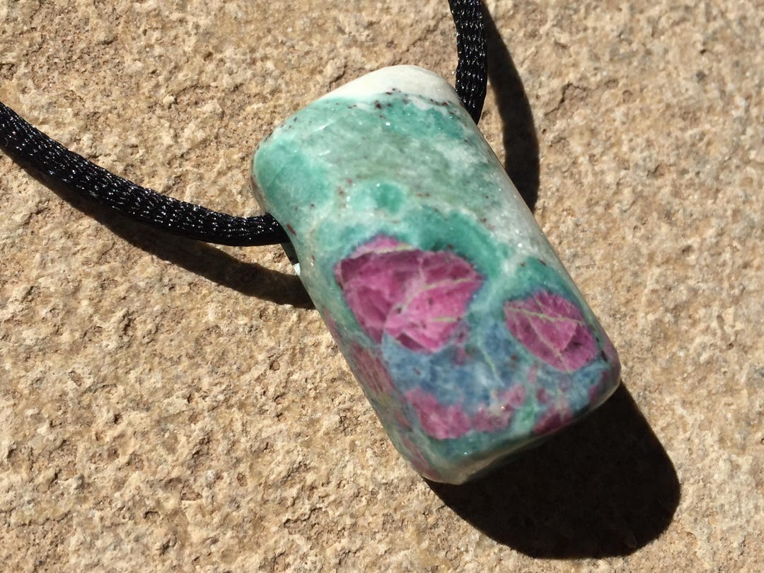 Ruby Fuchsite Stone Pendant, 34mm Green Fuchsite With Natural Pink Ruby ...
