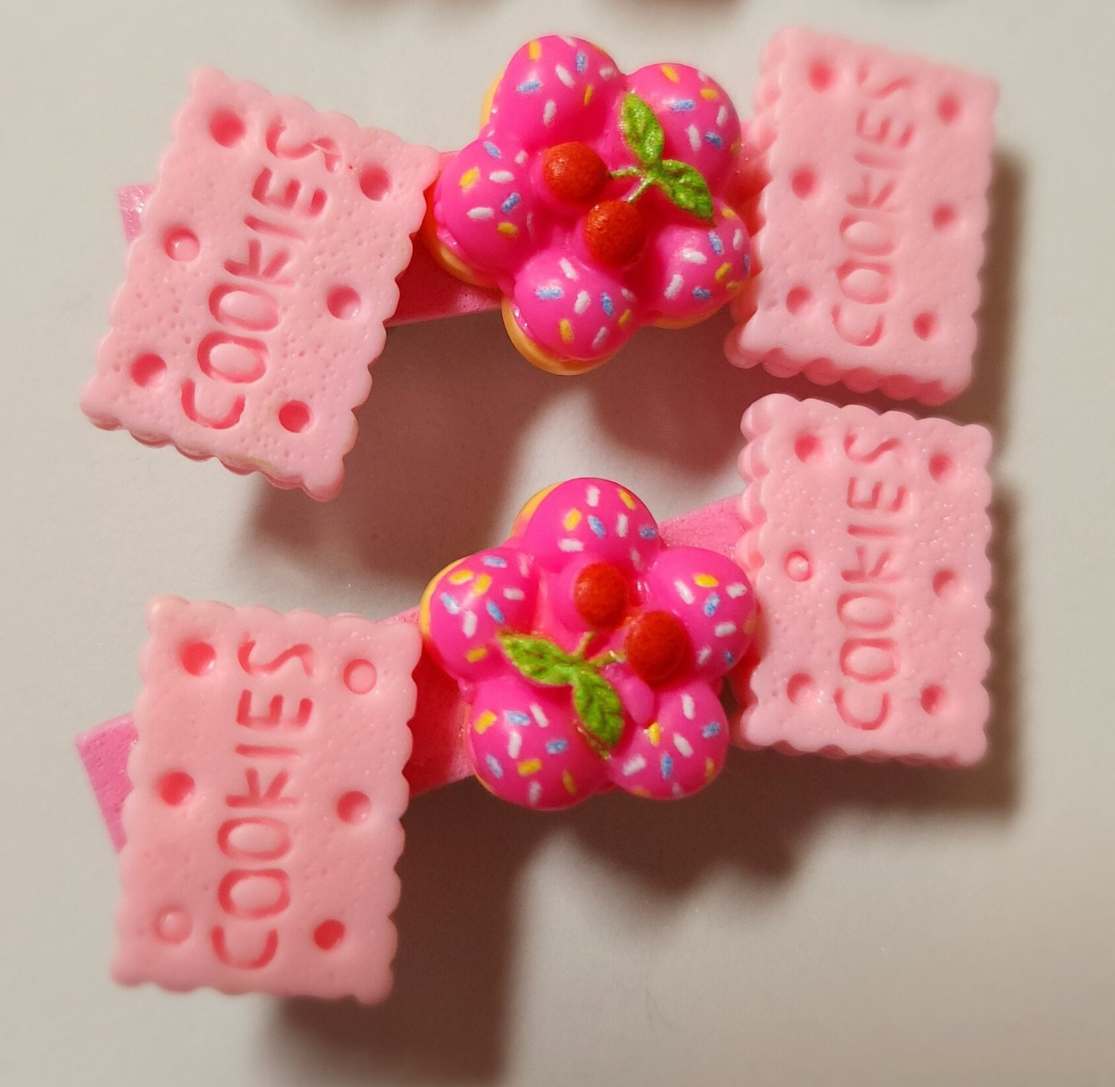 Kawaii Cookies, Candy, Strawberry Pie Alligator Kawaii Hairclips, Hair ...