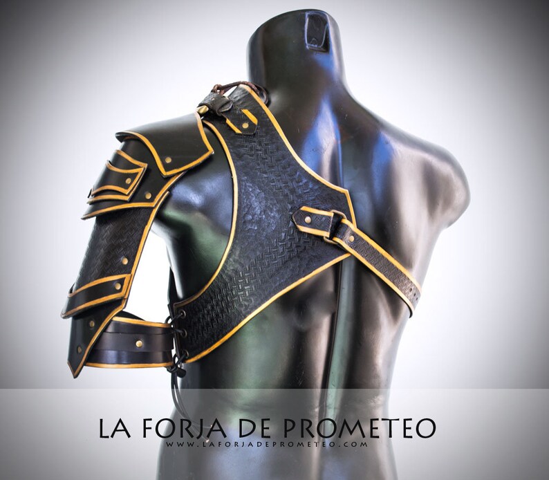 Leather Shoulder Pad and Harness Set Viking Pauldron Leather - Etsy