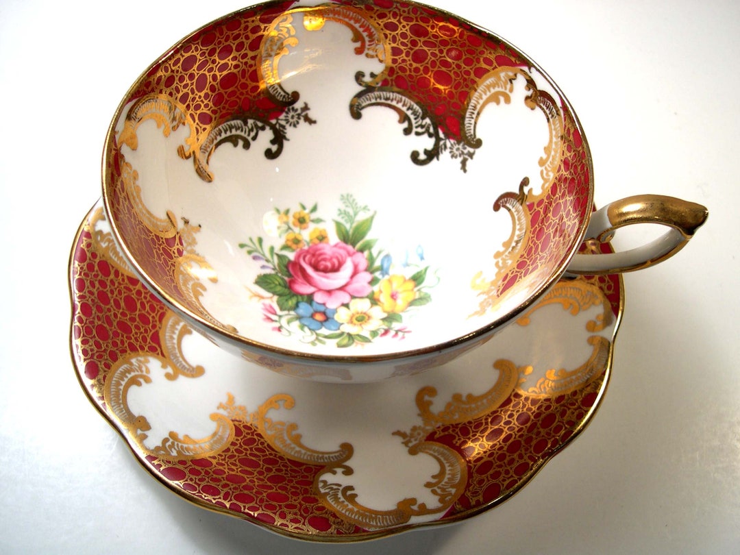 Vintage Royal Standard Red and Gold Tea Cup and Saucer, Gold Filigree ...