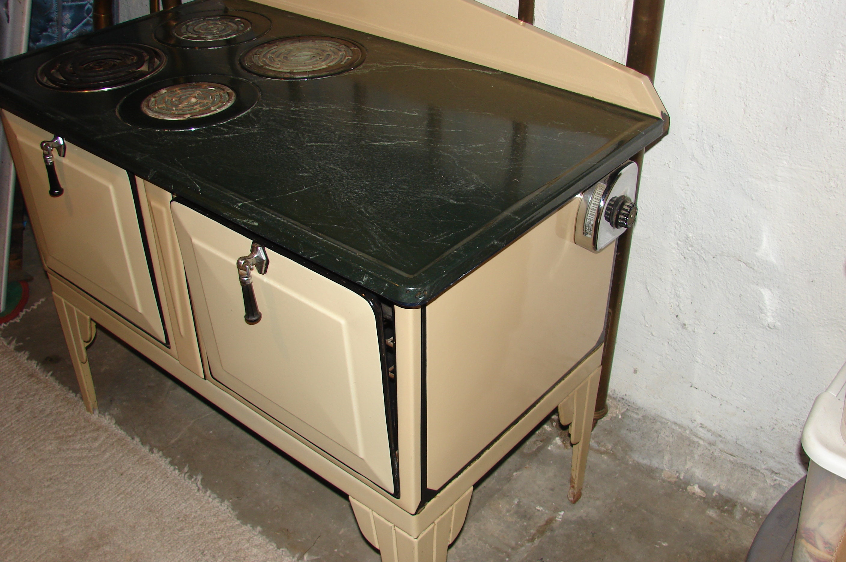 Late 20's Early 30's Monarch Electric Stove With Faux Marble Green Top ...