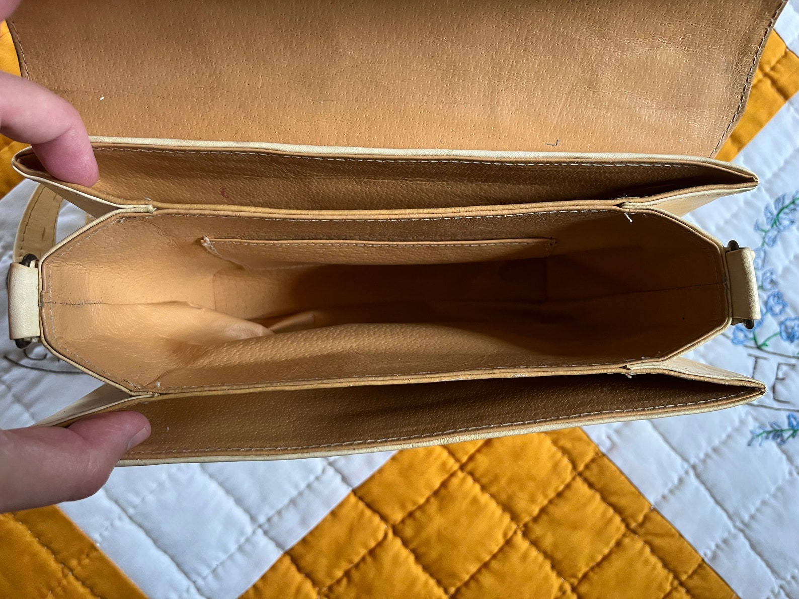 VINTAGE Bone-white Mexican Hand-tooled Leather Purse - Etsy