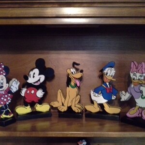 Daisy Duck Disney Character Decor, Hand Cut, Sanded, and Painted Wood ...