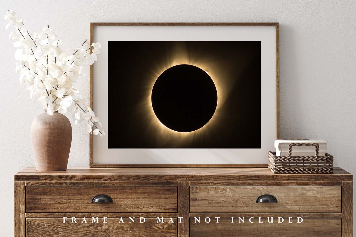 Eclipse Wall Art Photography Print Picture of Total Solar - Etsy