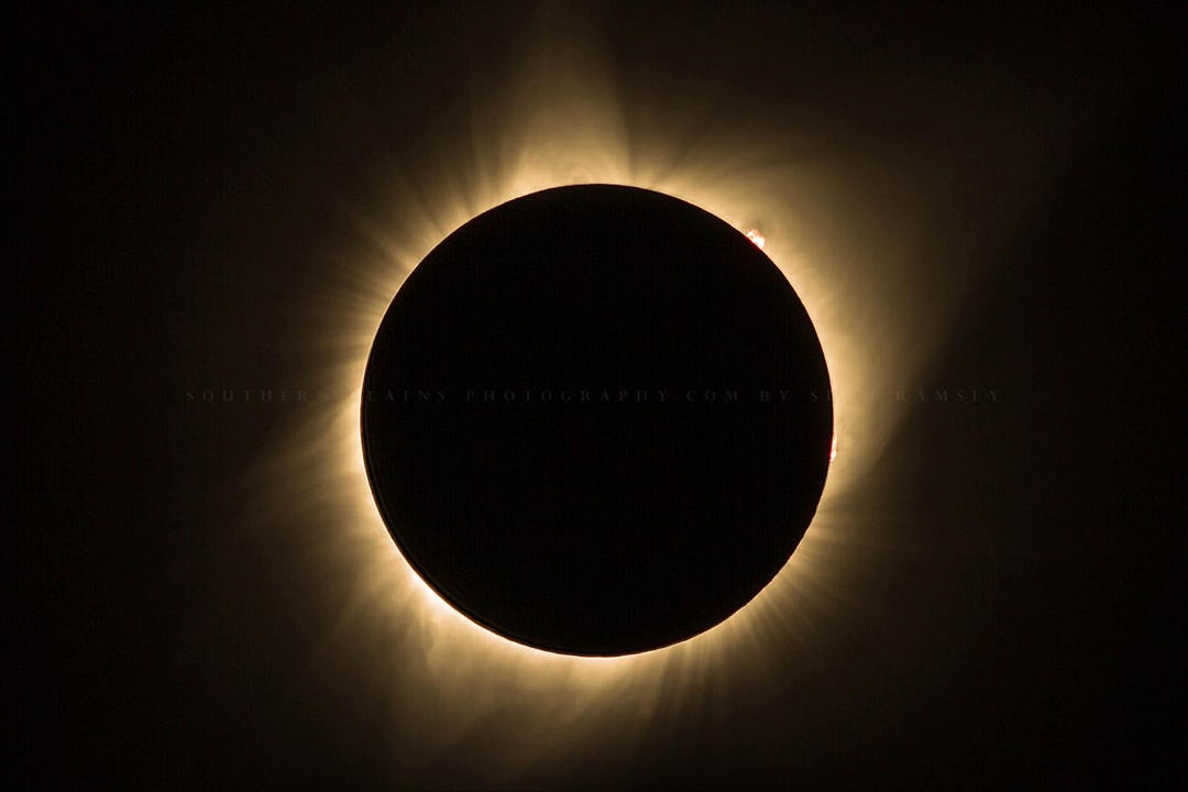 Total Solar Eclipse Photography Print: Nebraska Celestial Sun Flares ...