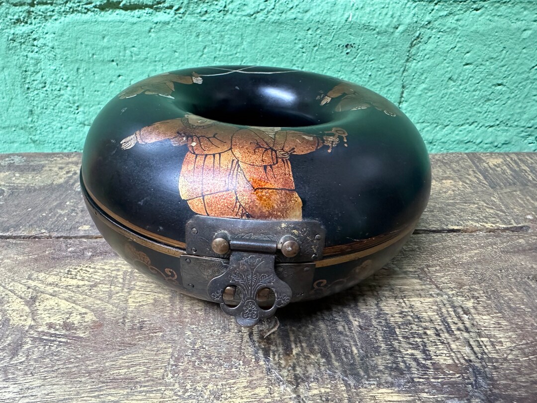 Vintage Decorative Asian Round Box - Etsy