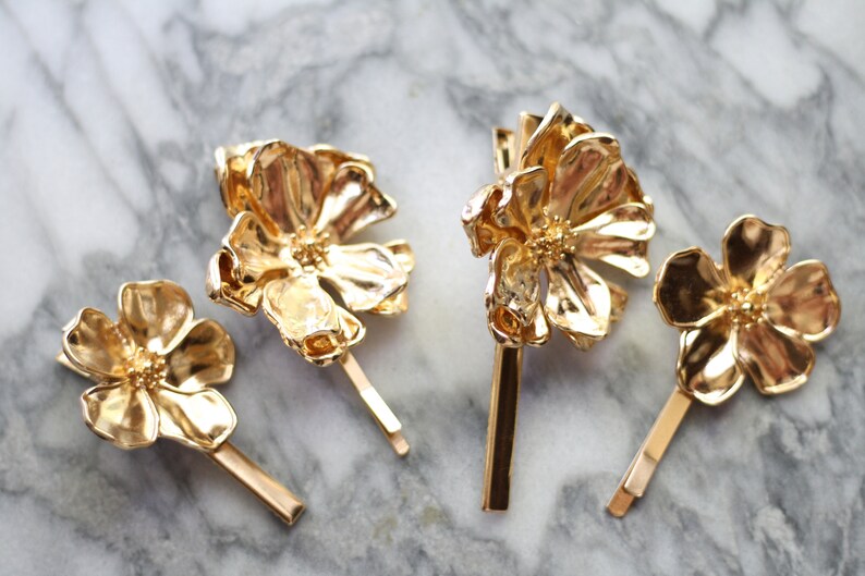 Gold Flower Hairpin Gold Tone Floral Pin Oversized Gold Flower - Etsy
