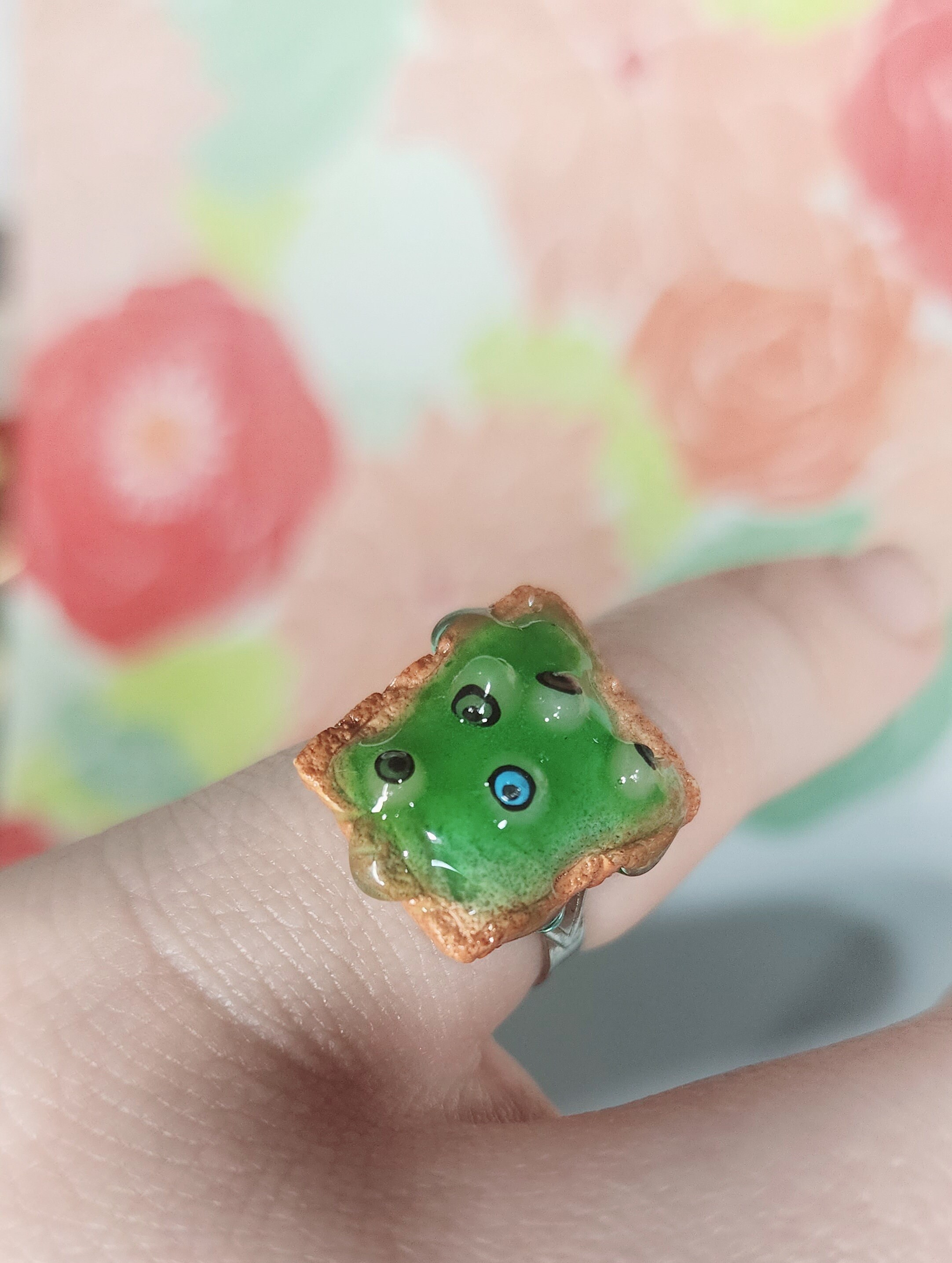 Eyeball Jam Toast II Shrek Eye Toast Green Goo Realistic - Etsy