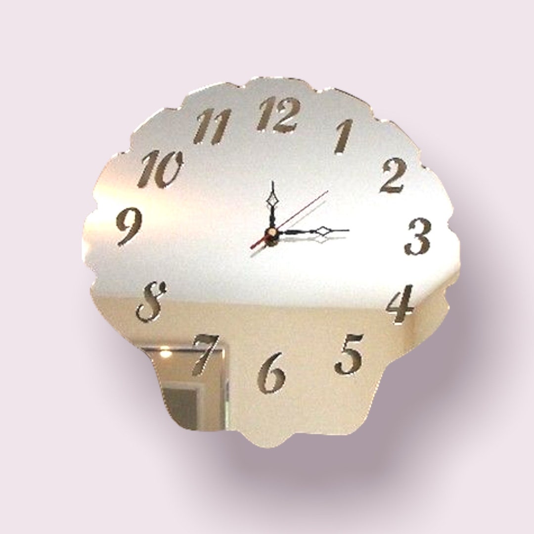 Oyster Shell Shaped Clocks Many Colour Mirrors and Solid Colour Choices ...