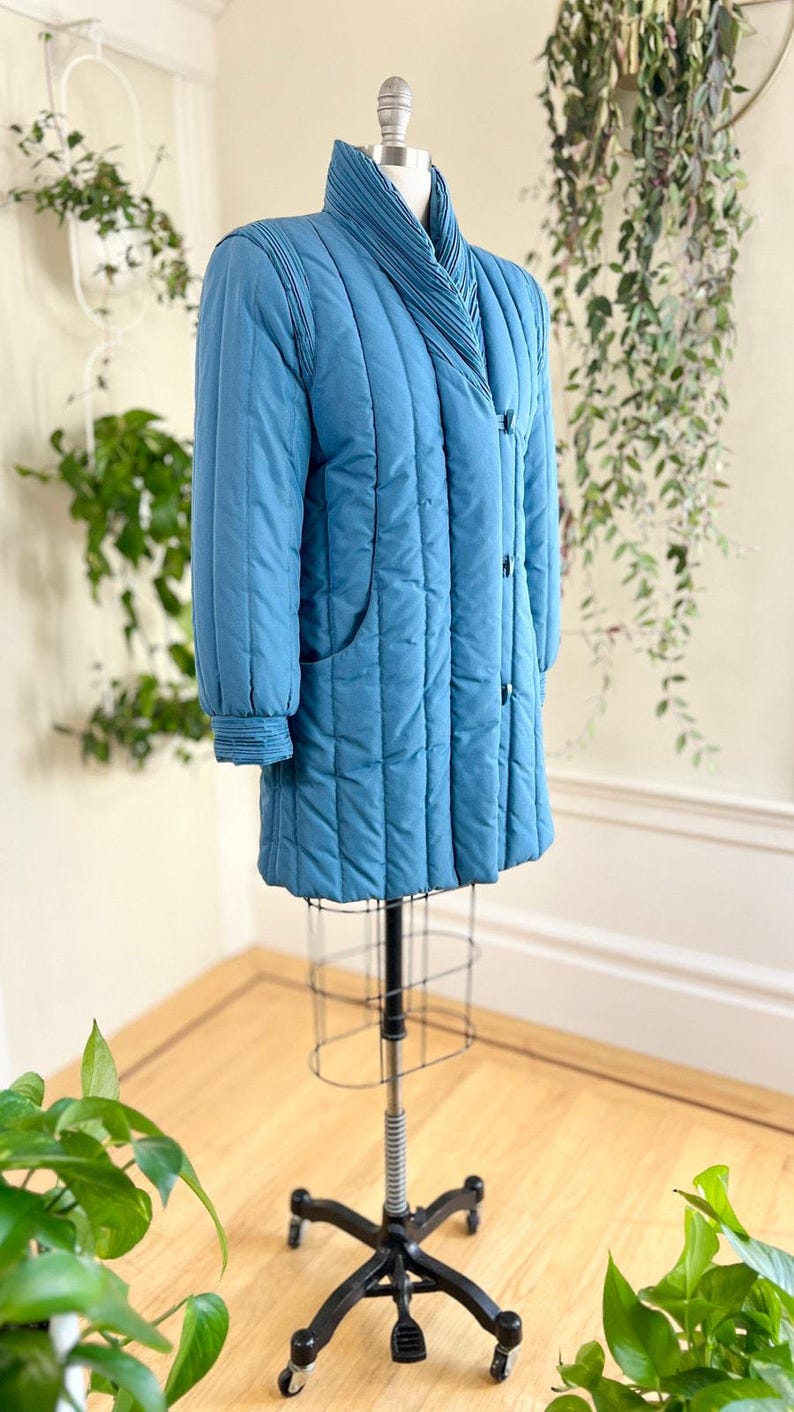 Vintage 1980s Puffer Coat | 80s Blue Quilted Down-feel Winter Ski Snow ...