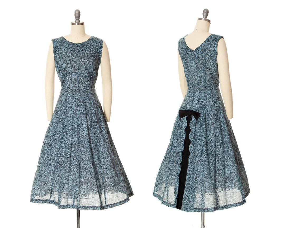 Vintage 1950s Sundress | 50s Floral Filigree Cotton Blue Bow Back Full ...