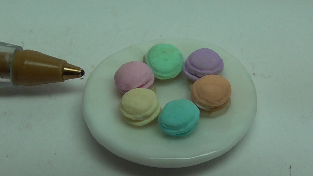 1/12 Scale, Food, Miniatures, Dolls House, Macaroons on a China Plate ...