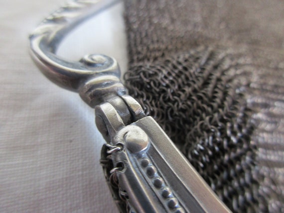 VICTORIAN Chain Mesh Purse - Gem