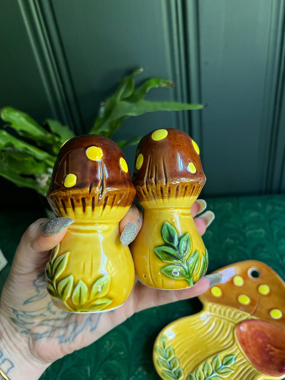 Vintage Ceramic Mushroom Salt & Pepper Shakers and Dish Set in Original ...