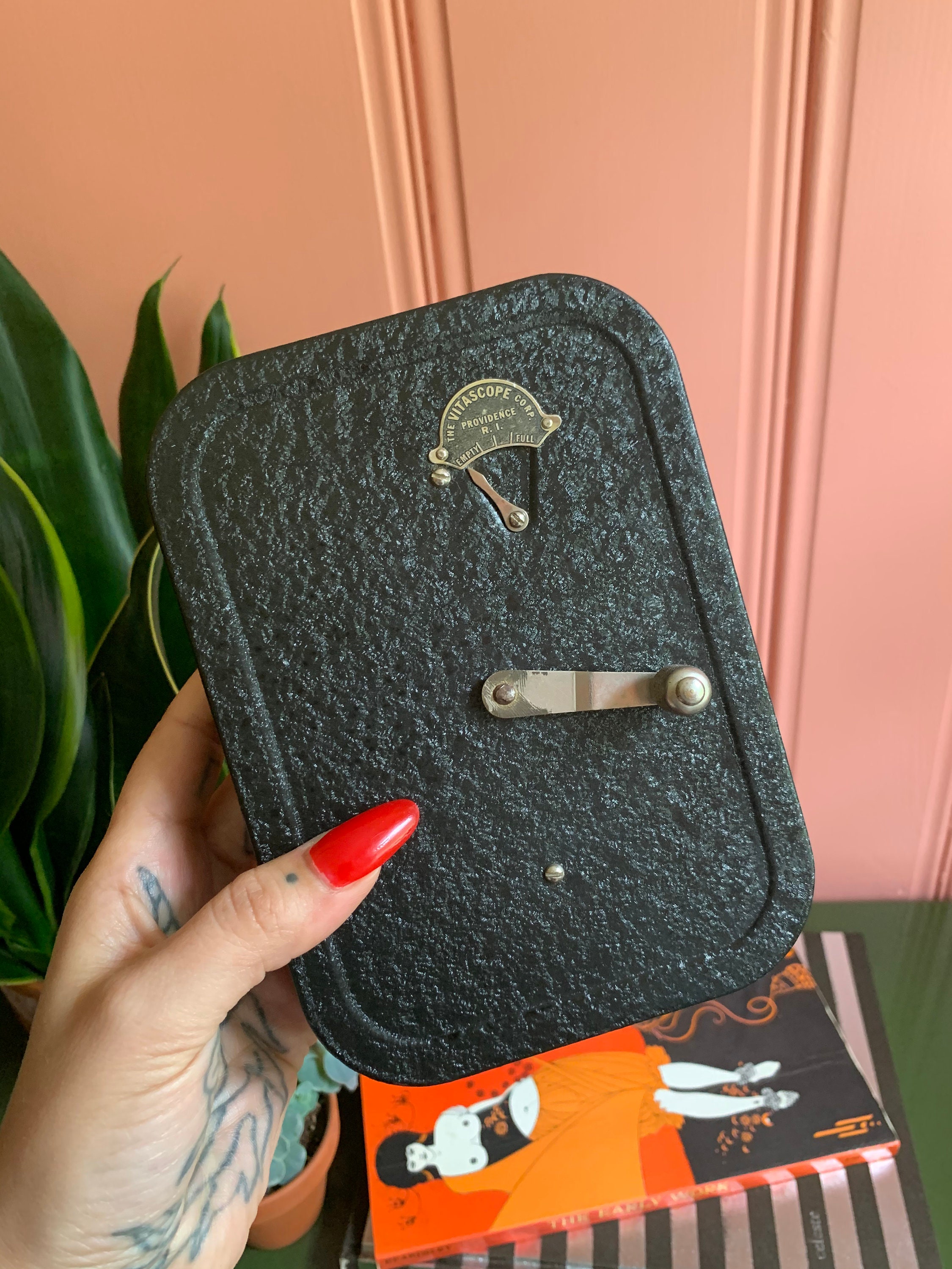 1930's Vitascope Movie Maker 16mm Hand Crank Camera With Original Box