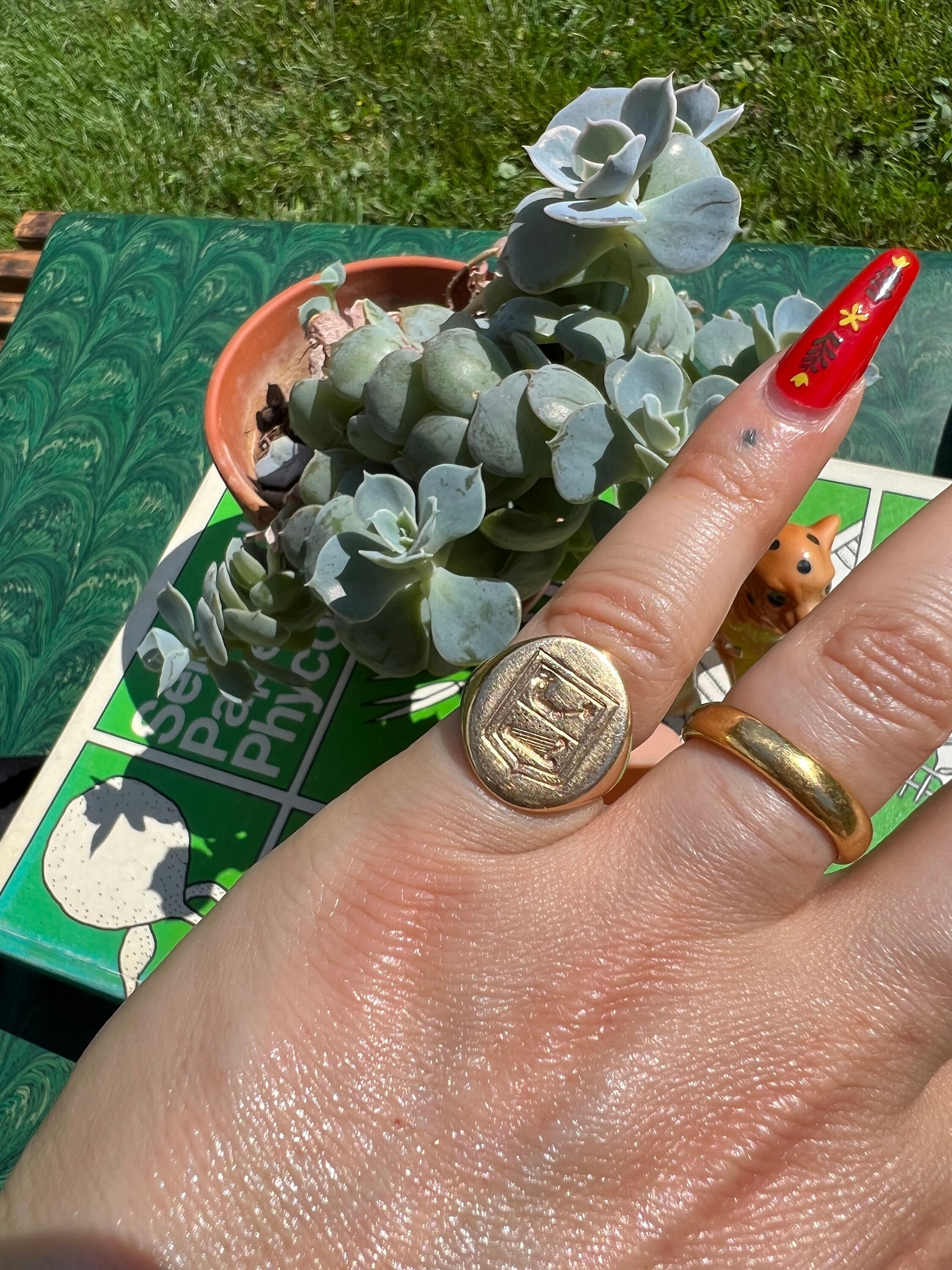 Vintage 10k Yellow Gold Mace And Harp Signet Ring